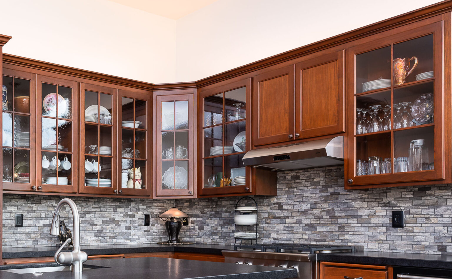 Clever Kitchens – Getting the Most Out of a Small Kitchen Remodel ...